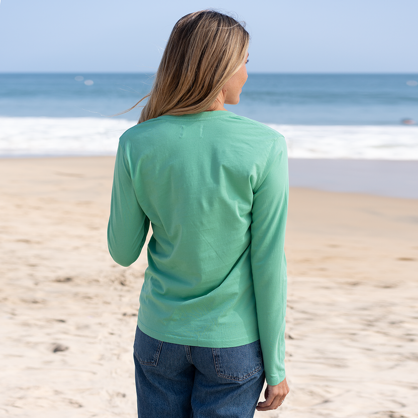 Womens long sleeve V-neck Classic T-Shirt